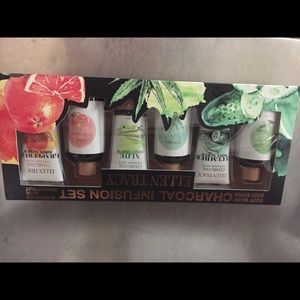 Ellen Tracy | Other | Ellen Tracy Body Kit | Poshmark